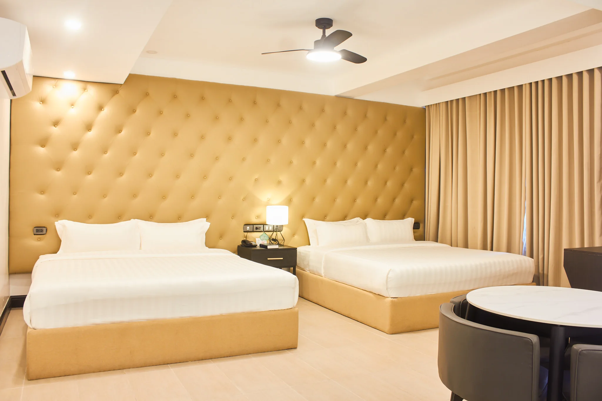 The Blu Hotel - Rooms